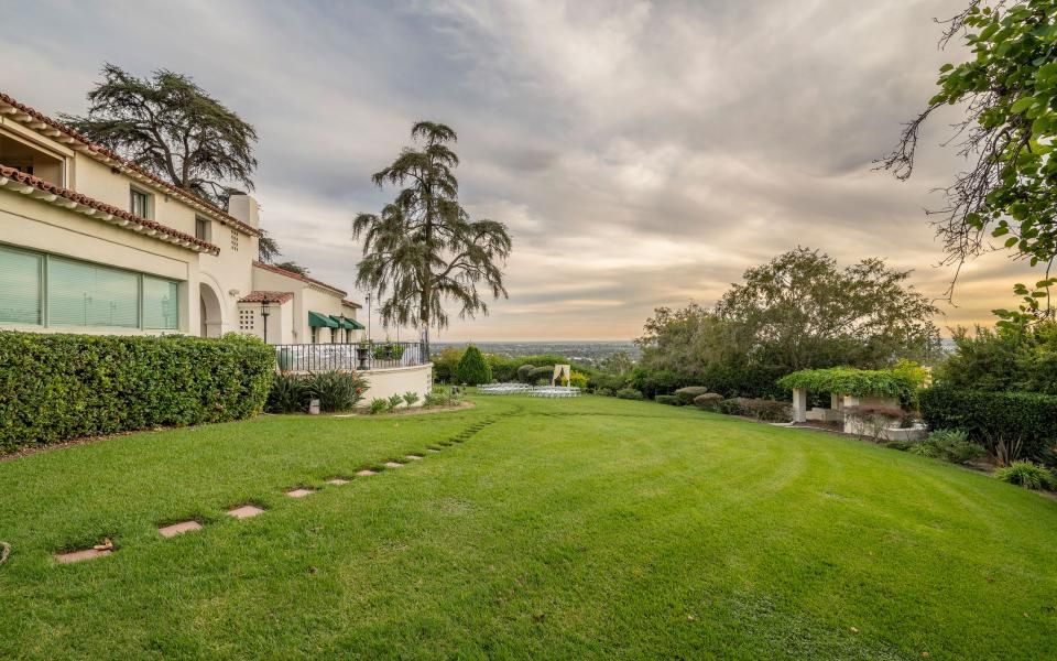 Photo Gallery of Wardman House – Alumni & Friends of Whittier College